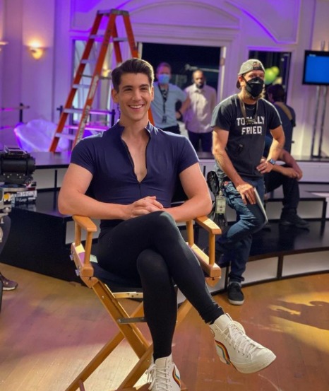 Picture of Adam Kaplan