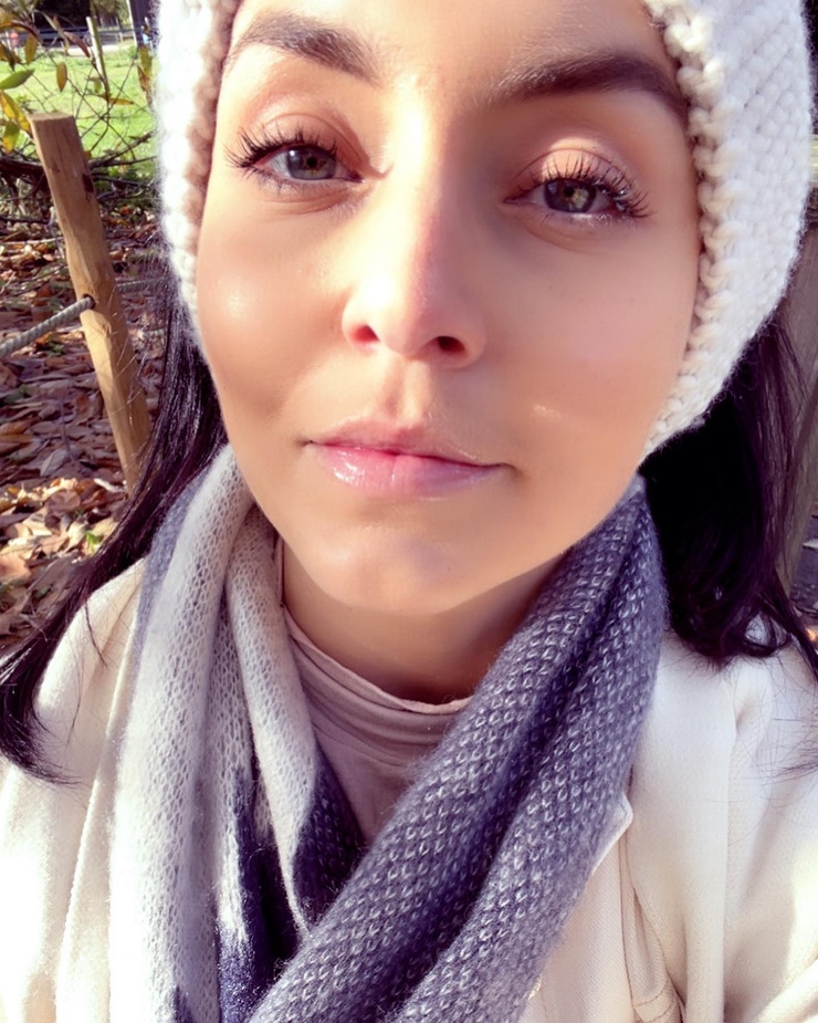 Picture of Angelique Boyer