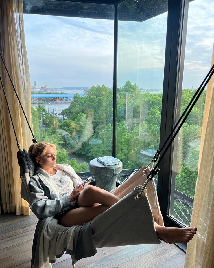 Picture of Angelique Boyer