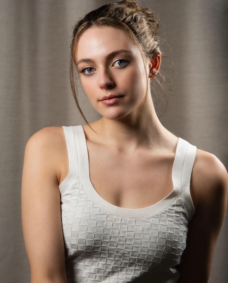 Picture of Danielle Rose Russell