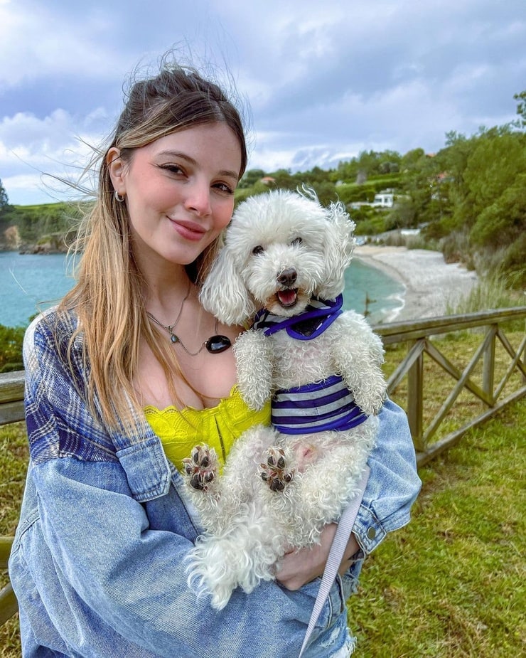 Picture of Yus Lopez