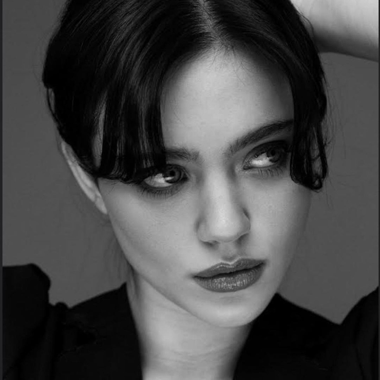 Picture of Isabel Gravitt