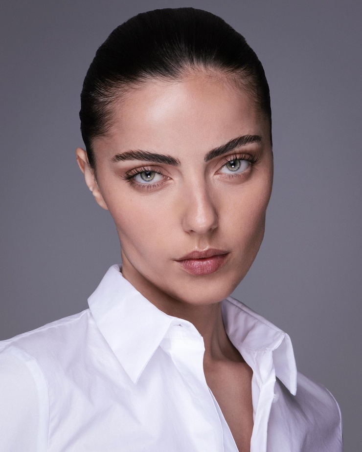 Adverjona Lari picture