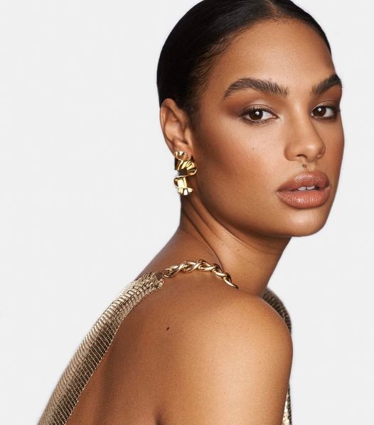 ERICA CARVALHO picture