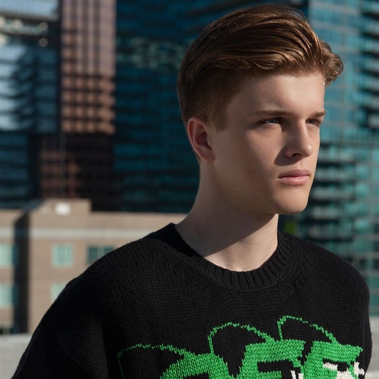 Picture of Alex Lange