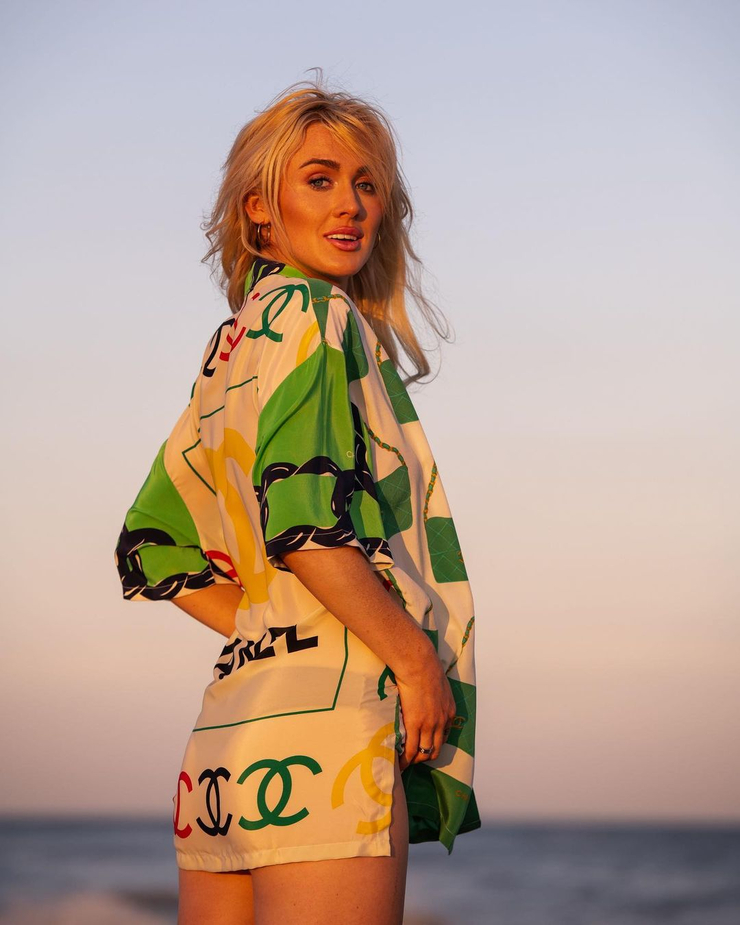 Picture of Emma Holzer