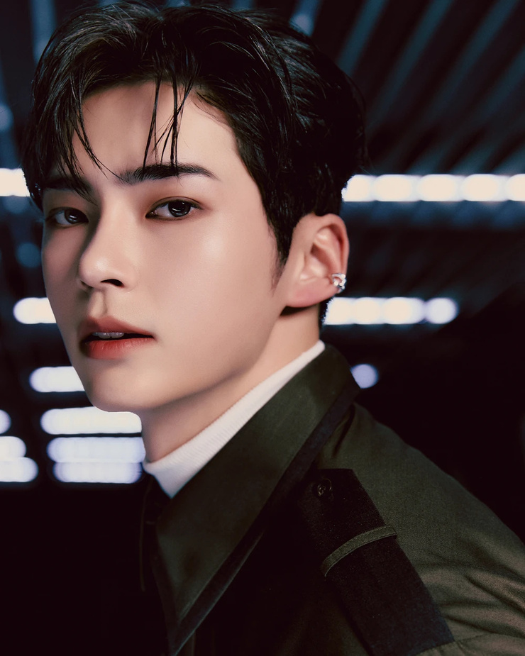 Picture of Sung Hanbin