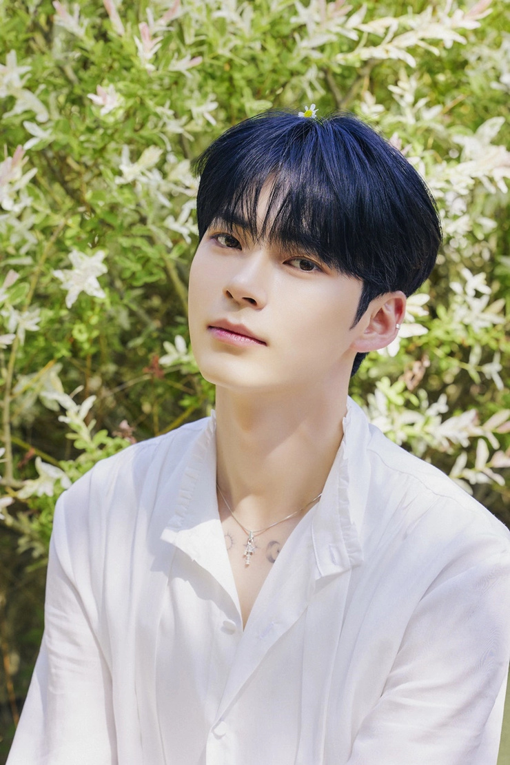 Picture of Sung Hanbin