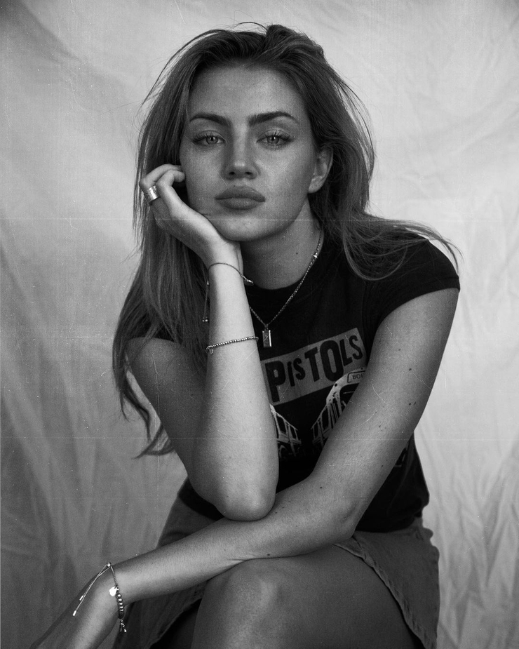 Picture of Daisy Jelley