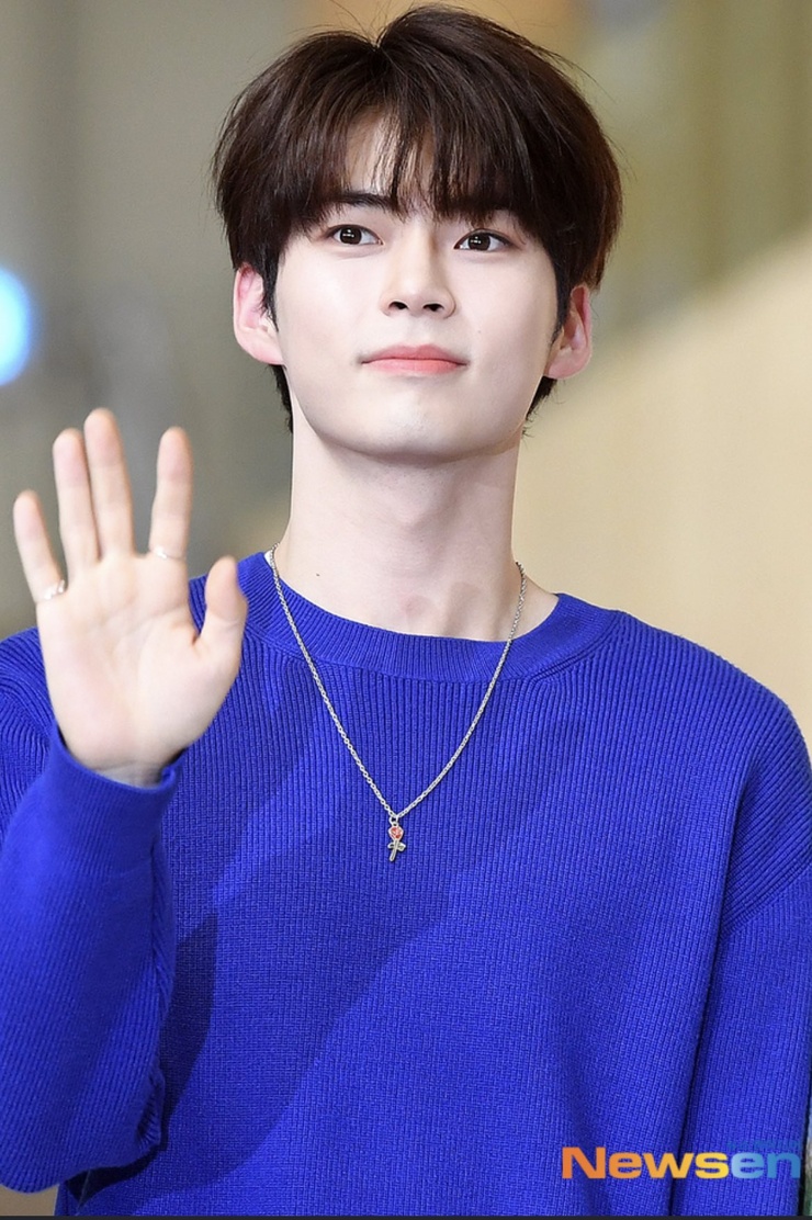 Picture of Sung Hanbin