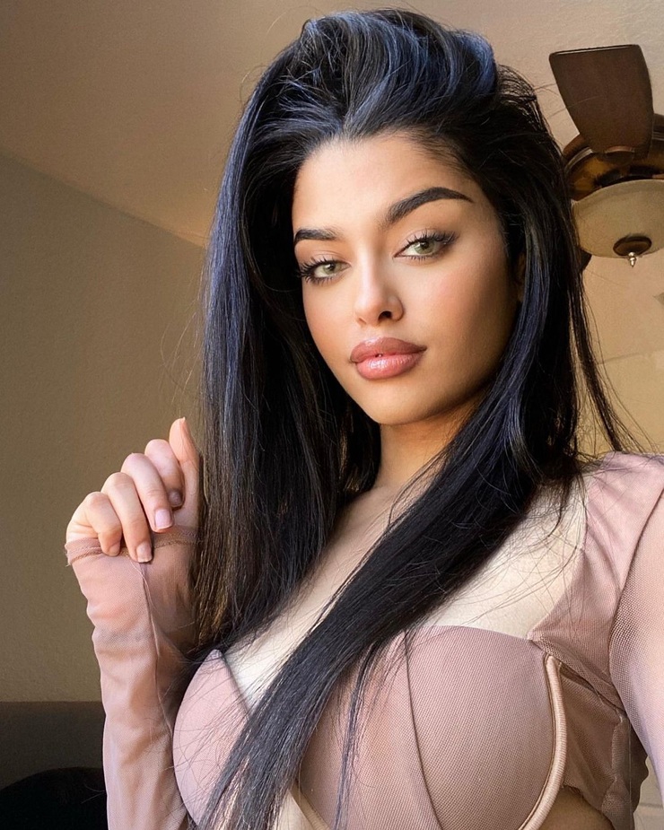 Picture of Sara Hamadeh