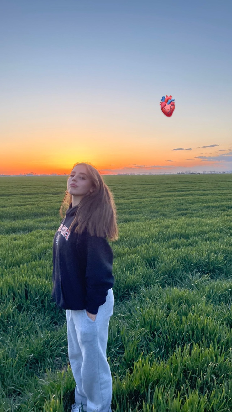 Picture of Avia Colette Butler