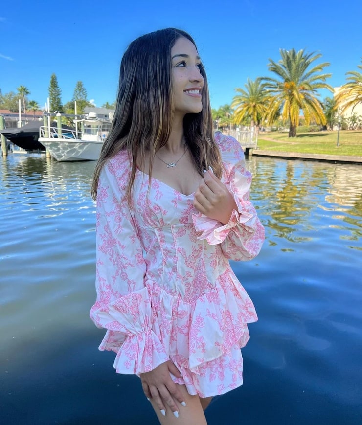 Picture of Ava Justin