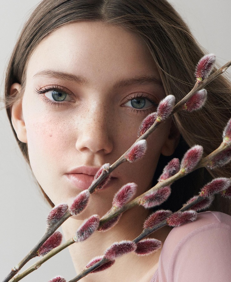 Picture of Arisha Kriukova