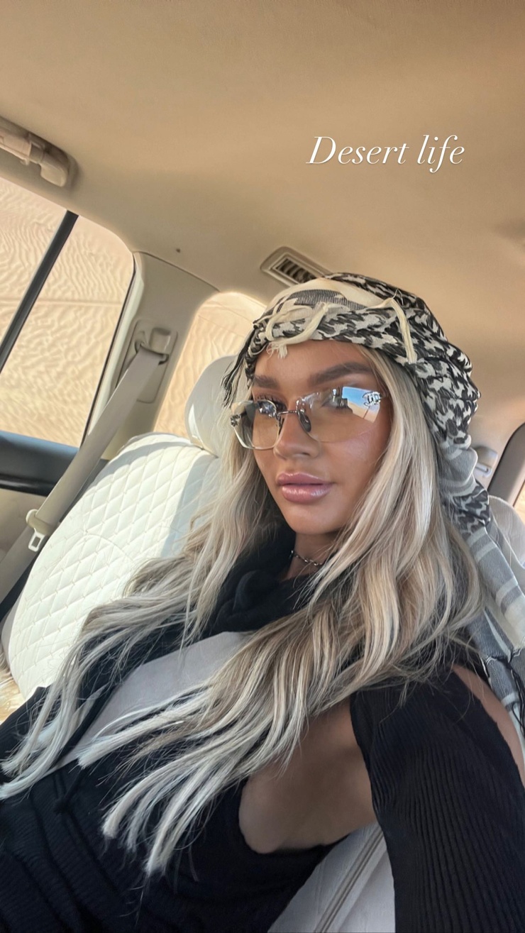 Picture of Alexa Collins