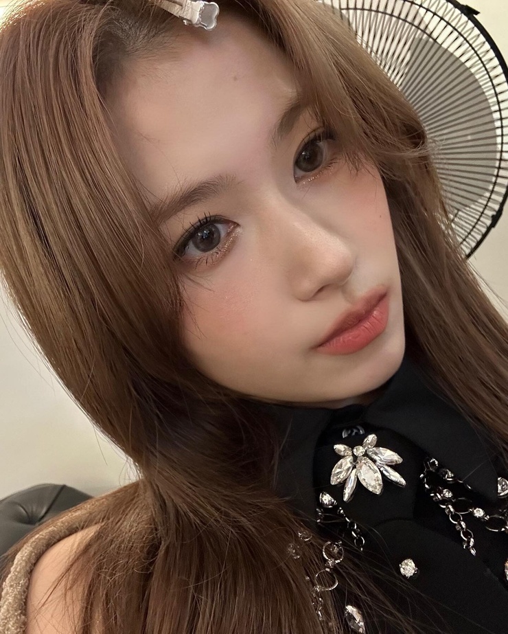 Image of Minatozaki Sana