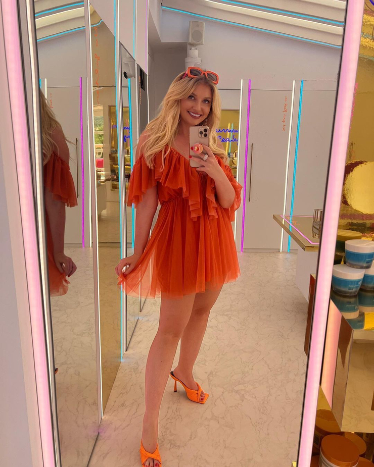 Picture of Amy Hart(I)