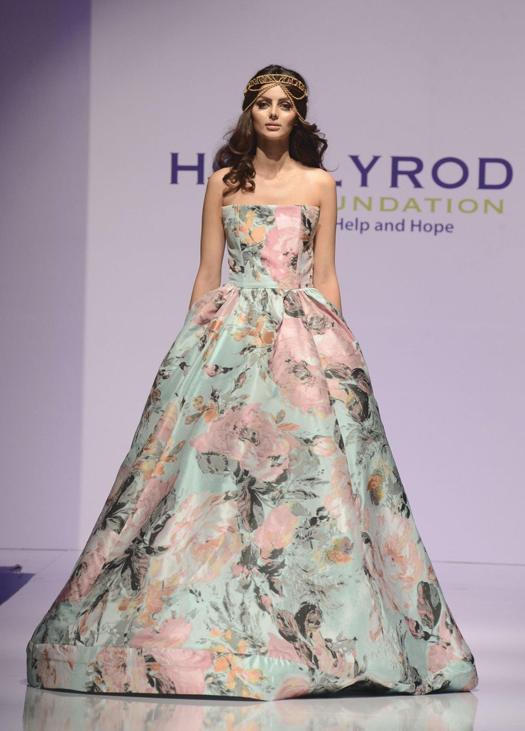 Mahlagha Jaberi - Michael Costello (Stello) - Runw