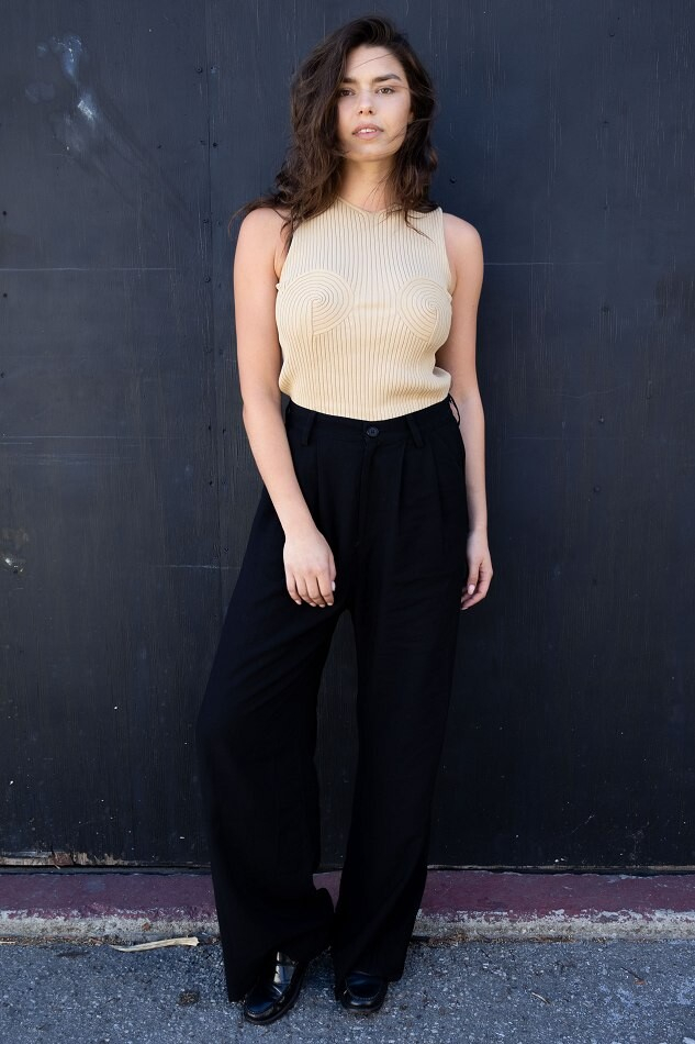 Image of Lauren Searle