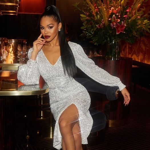 Picture of Julyana Soares