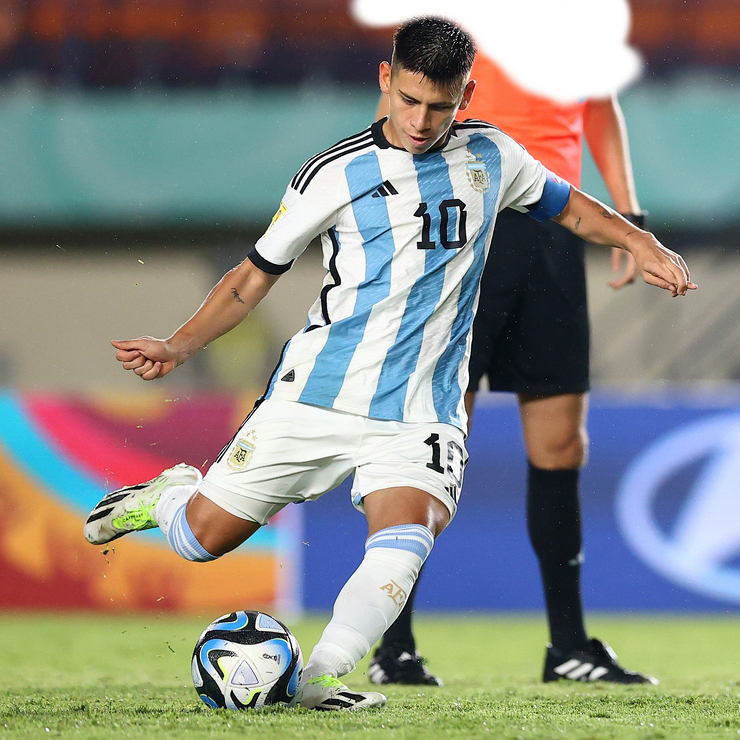 Picture of Claudio Echeverri