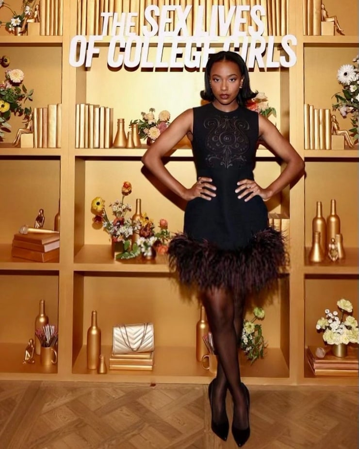 Alyah Chanelle Scott image