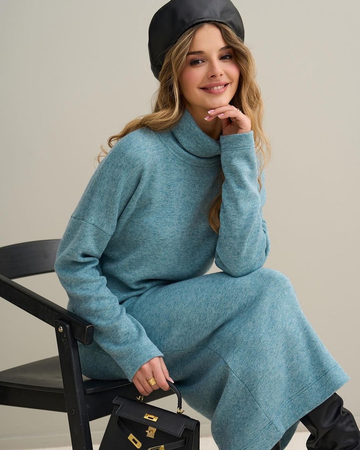 Picture of Angelina Aisman