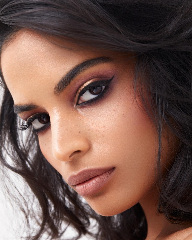 Image of Fatima Essemmaa