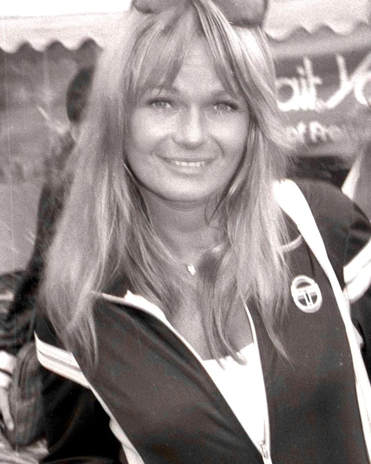 Picture of Valerie Perrine