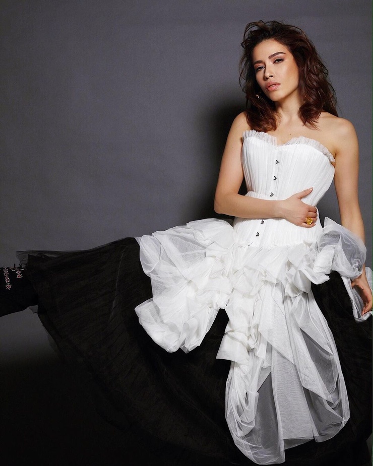 Picture of Burcu Gunes