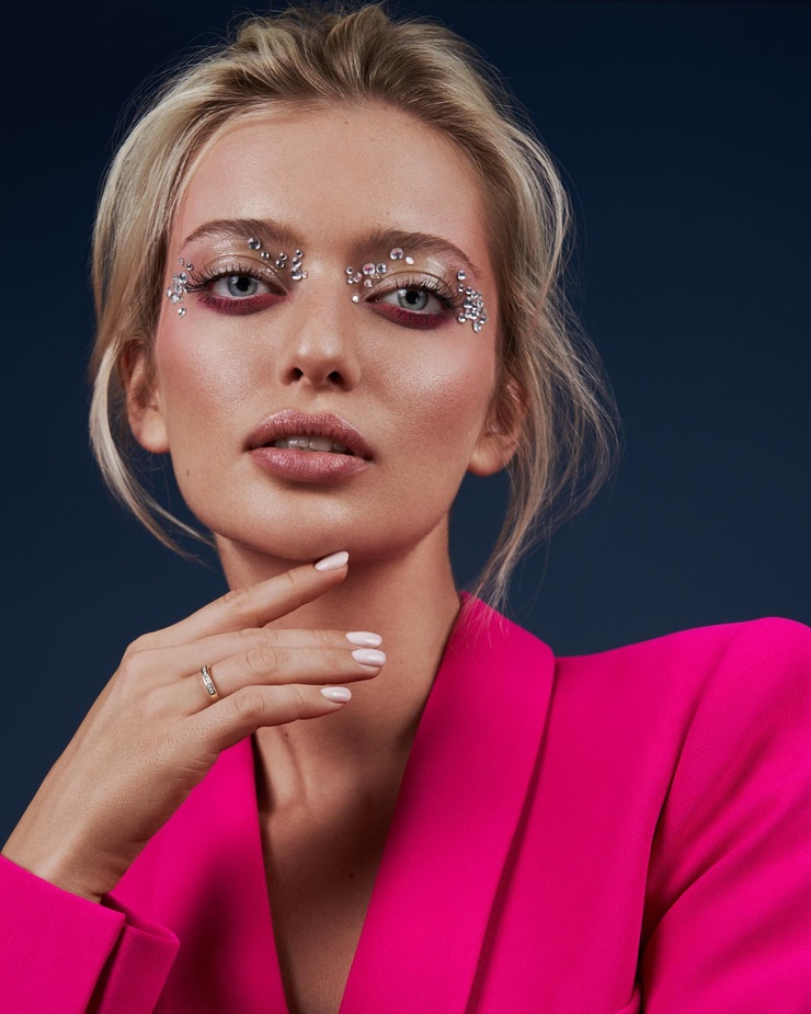 Picture of Dana Mostek