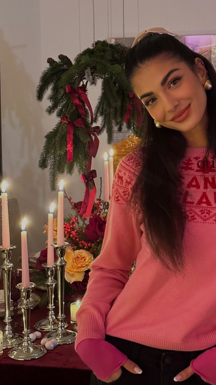 Picture of Elisa Maino