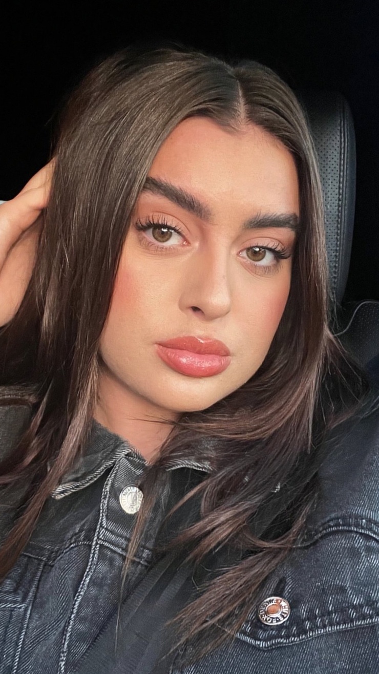 Kalani Hilliker image