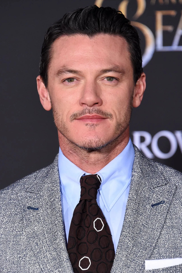 Picture of Luke Evans