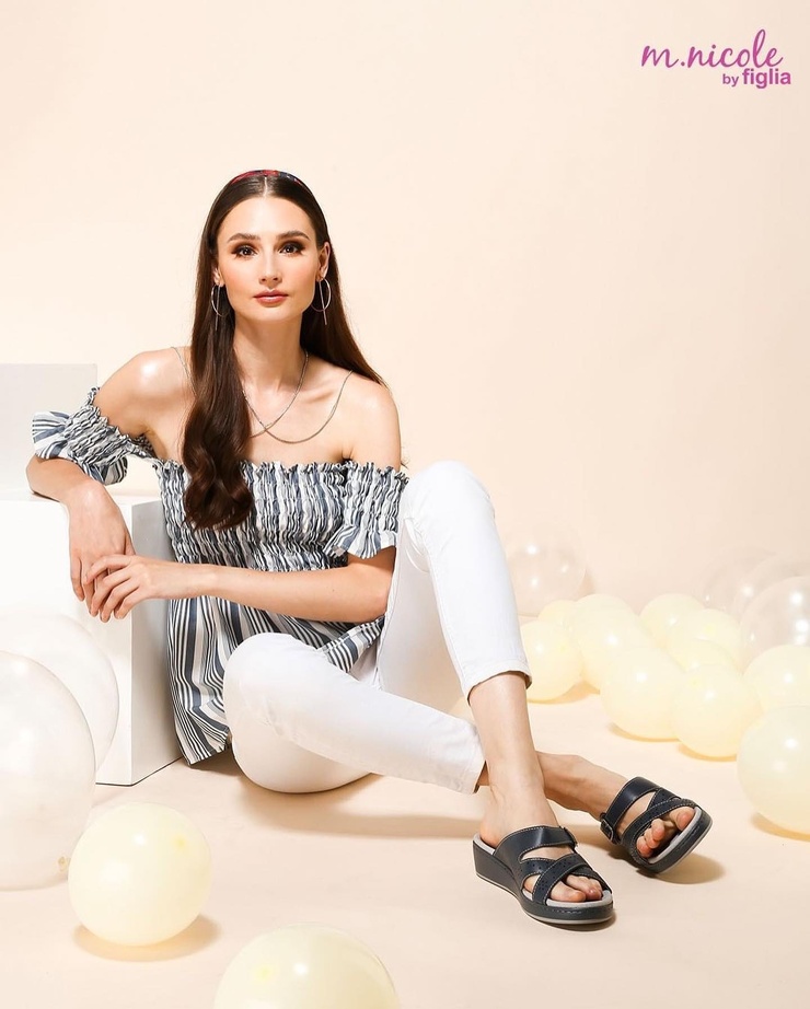 Olesia Perova picture