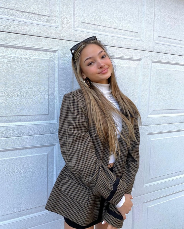 Picture of Ava Alfaro