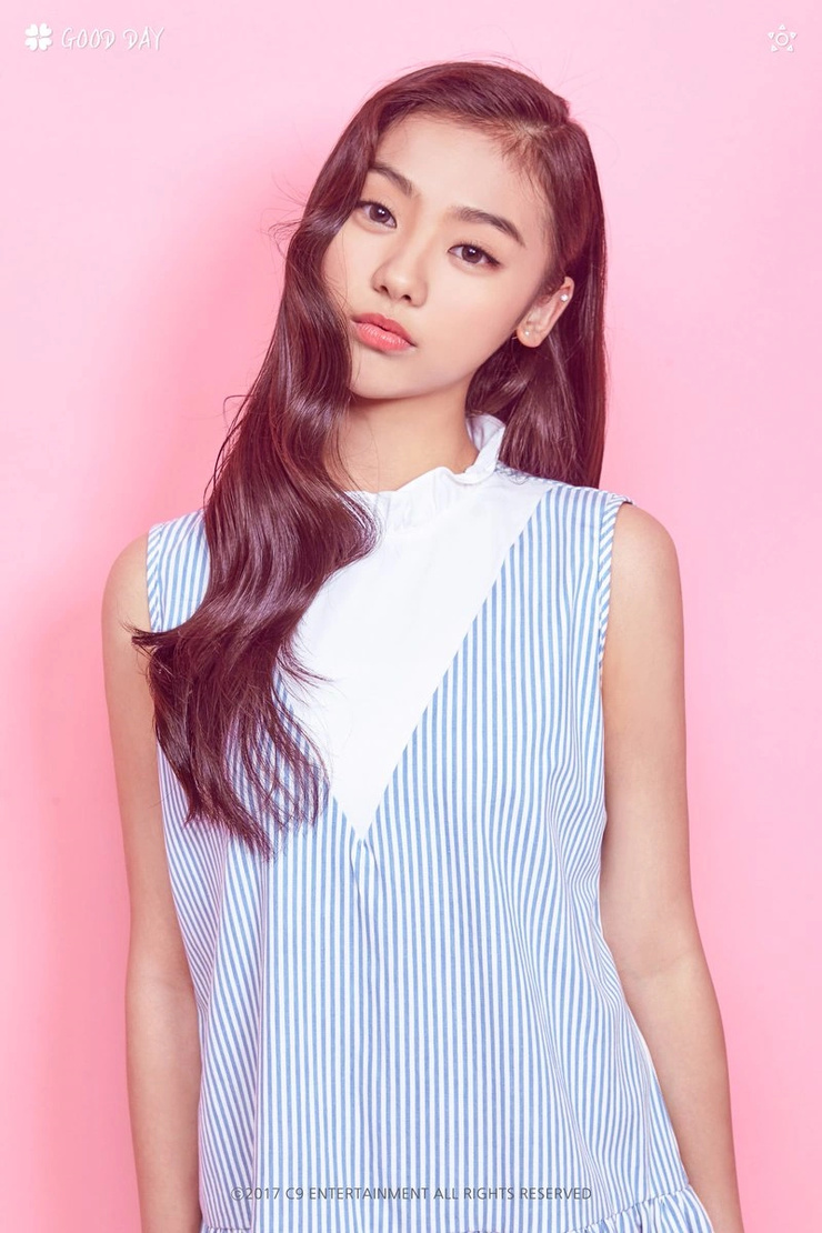 Picture of Jin Hyeon-Ju