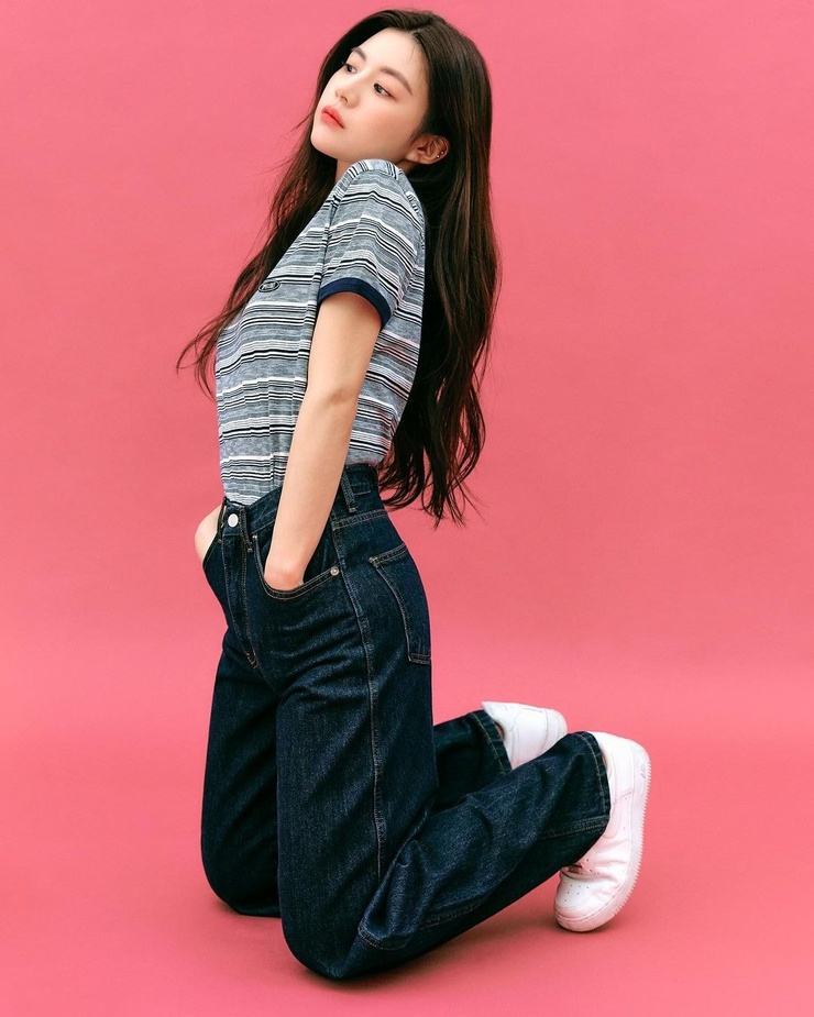 Picture of Go Yoon-Jung