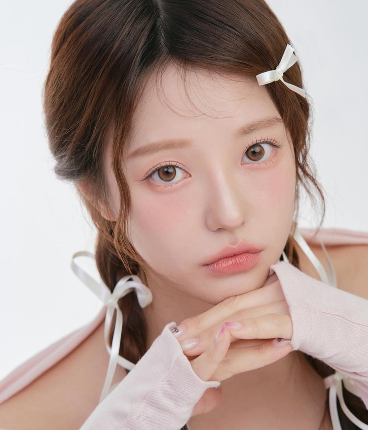 Picture of Jung Yoon