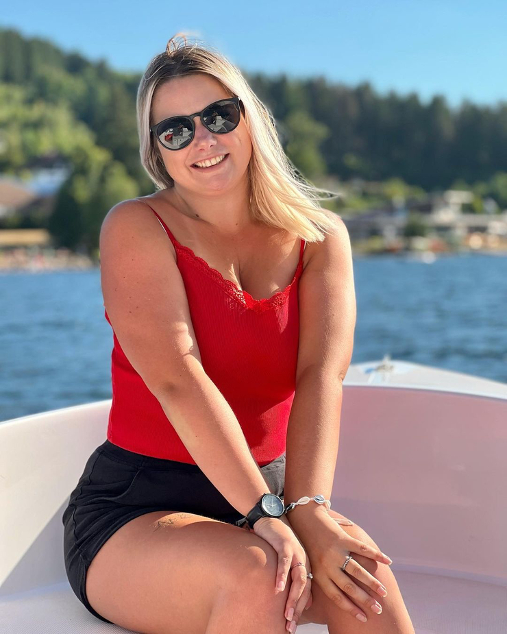 Picture of Clara S (Instagram)