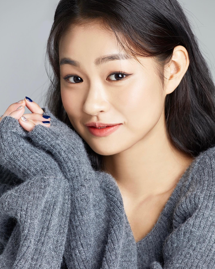 Picture of Erin Yoo
