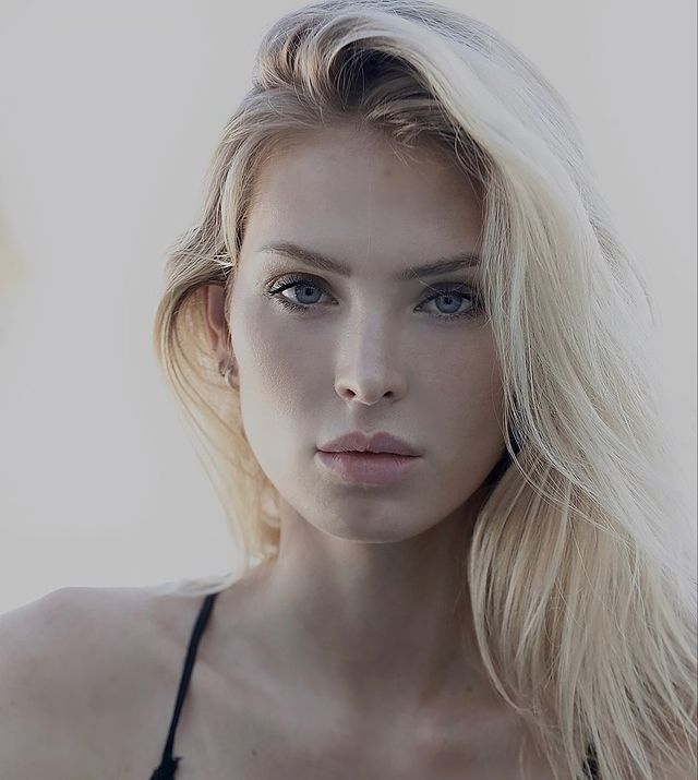 Picture of Saxon Sharbino