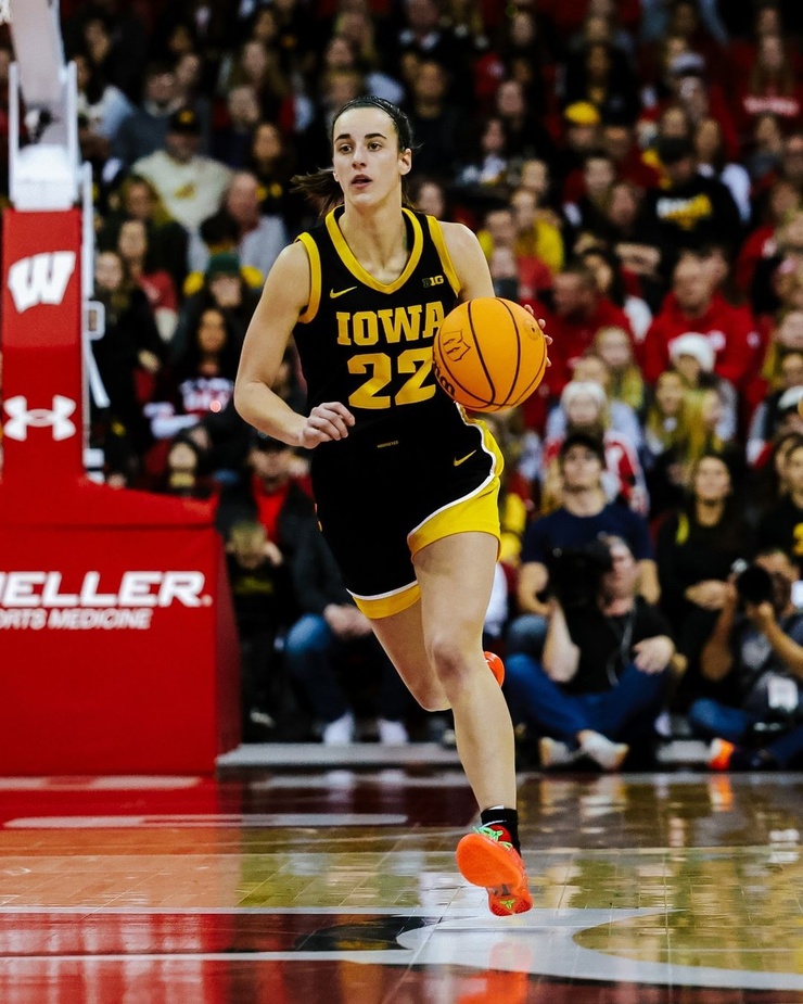 Picture of Caitlin Clark (ii)