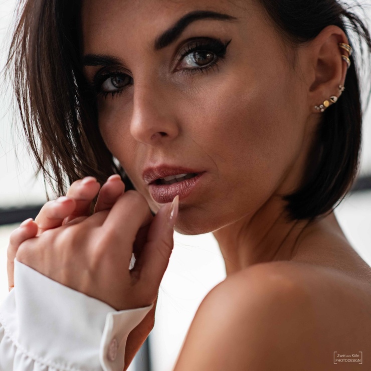 Picture Of Laura Giraudi