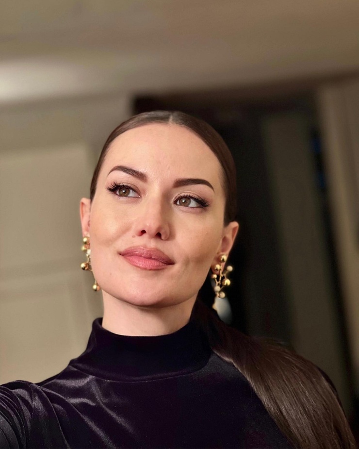 Picture of Fahriye Evcen
