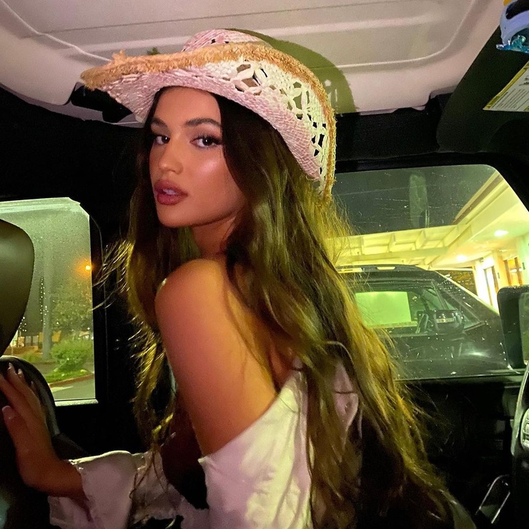 Picture of Ava Brooke