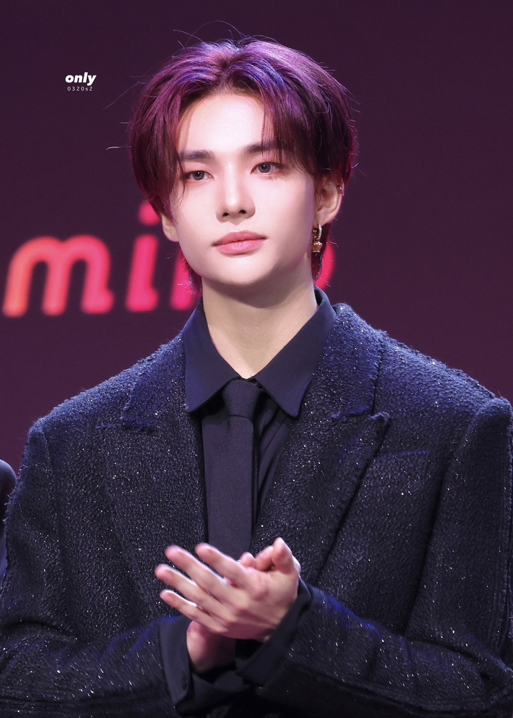 Hyun-Jin Hwang image