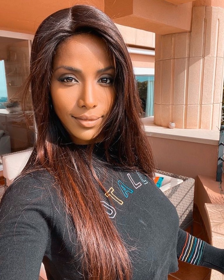 Ainett Stephens picture