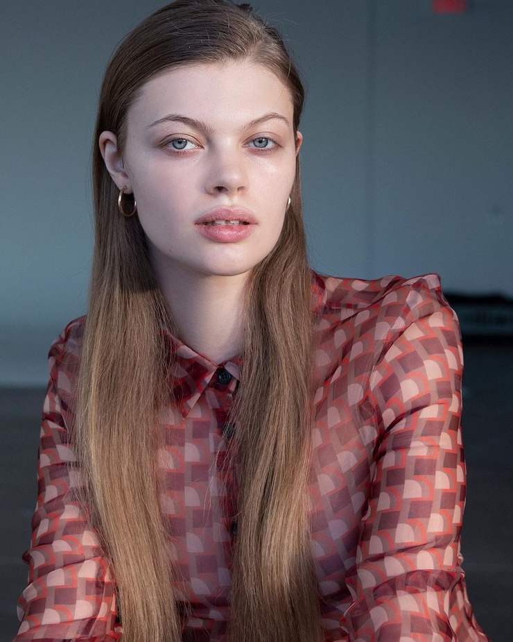 Picture of LEXIE TAPPER