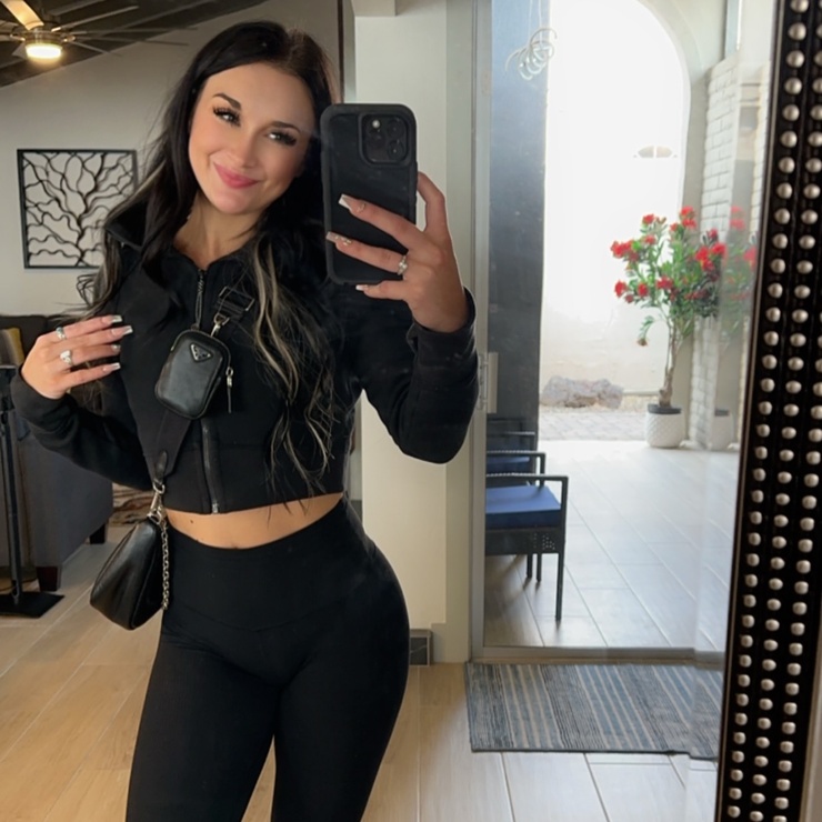 Makayla Helliwell picture